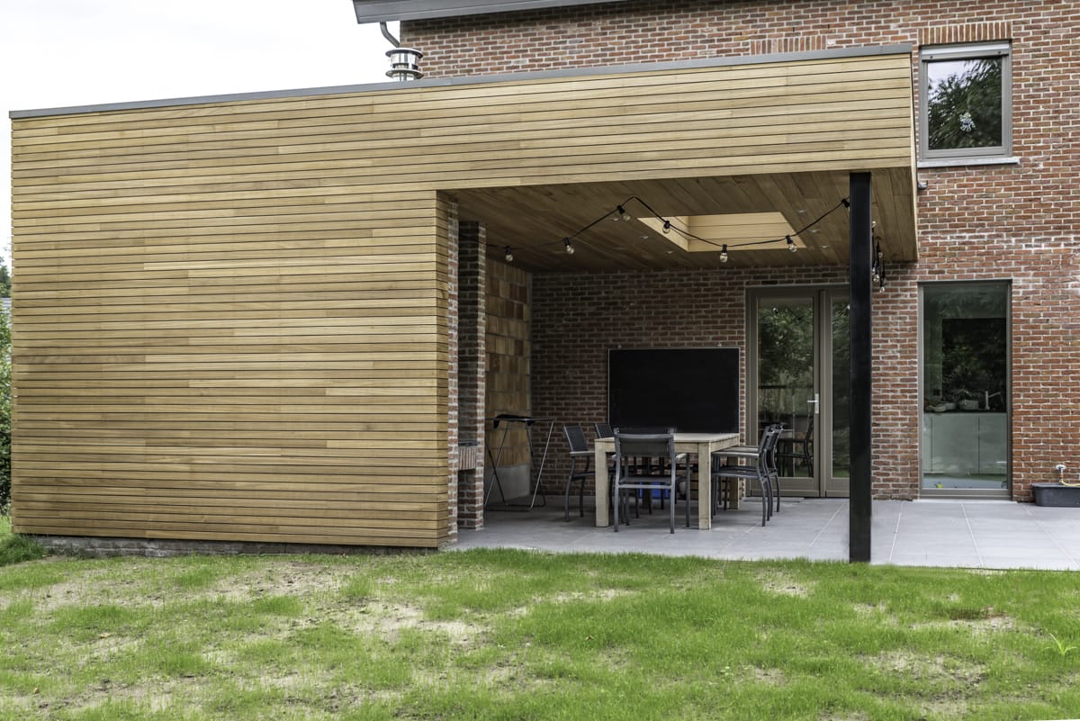 4 tips bij kiezen van een houten plafond voor je overkapping buiten